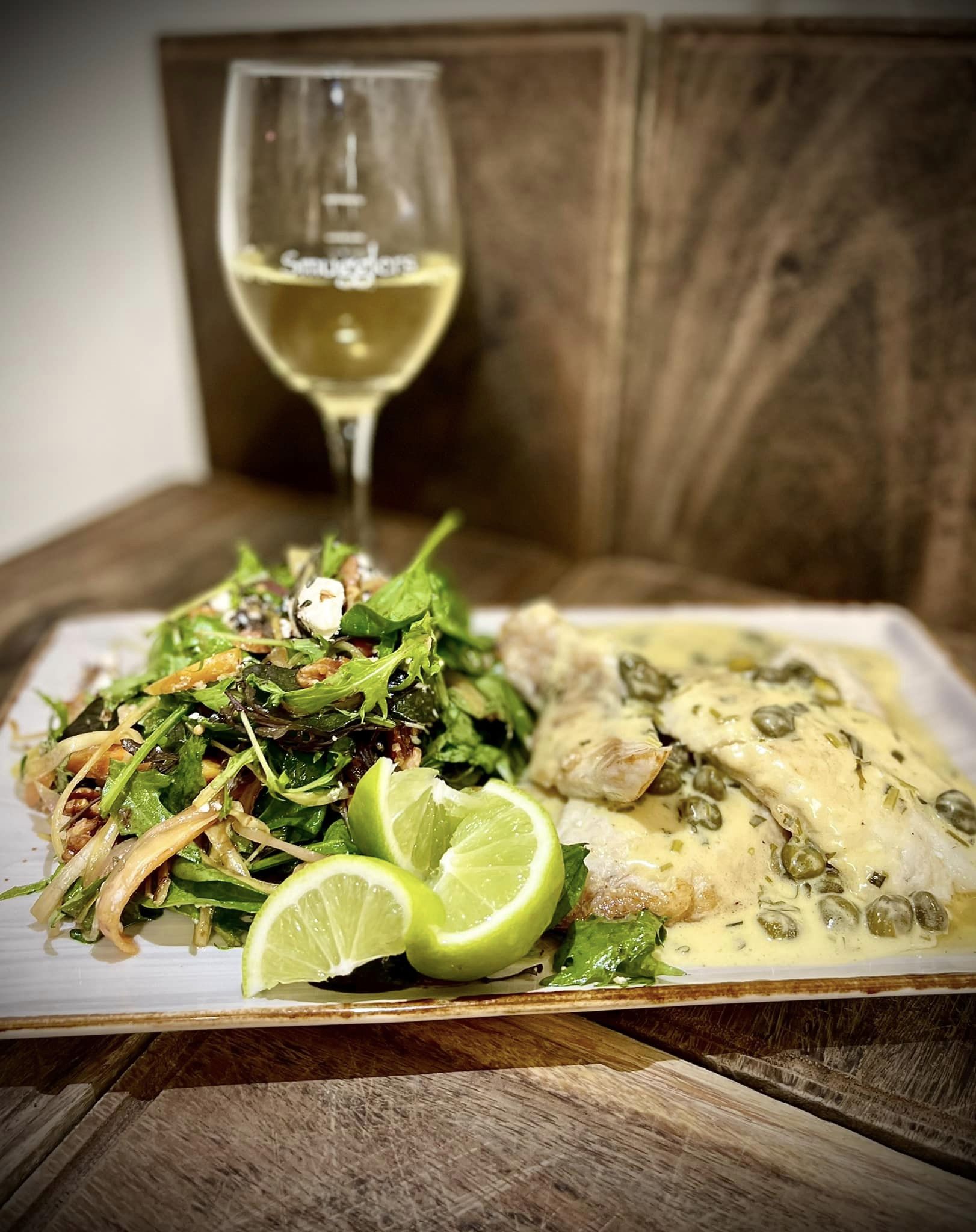 Gallery | Smugglers Pub & Cafe - Best Bars and Restaurants